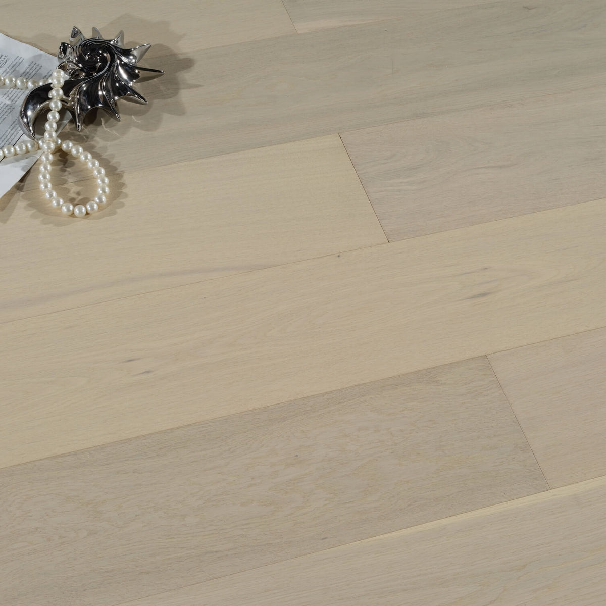 Engineered Timber Flooring - AB Grade 14mm Creme Oak PL01